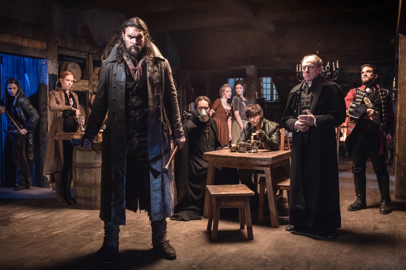 Frontier: Kritik zur Pilotepisode der neuen Netflix-Serie mit Jason ...